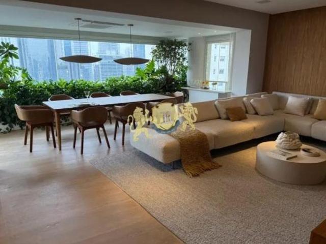 Apartamento com 2 Quartos à venda, 159m² Itaim Bibi
