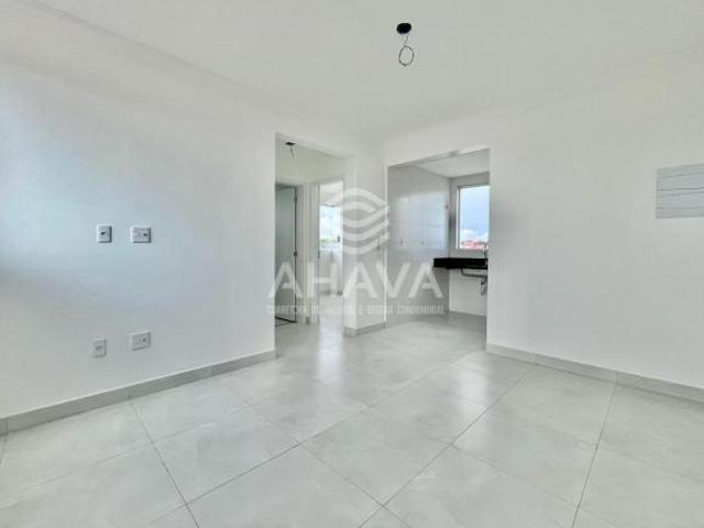 Apartamento com 2 Quartos à Venda, 1 Vaga, 50m², Bairro Candelária, próximo à Rua Érico Verissimo