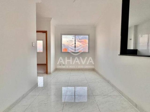 Apartamento com 2 Quartos à Venda, 45m², 2 Vagas, Elevador, Bairro Santa Mônica, próximo à Rua Douto