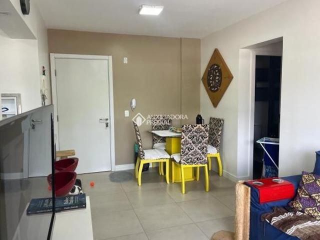 Apartamento com 2 quartos à venda