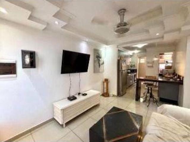 Apartamento com 2 quartos à venda, 67 m² por R$ 580.000