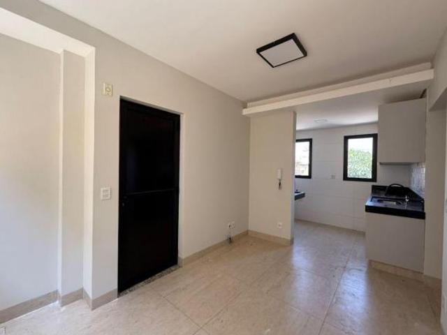 Apartamento com 2 quartos à venda bairro Umuarama Uberlândia/MG