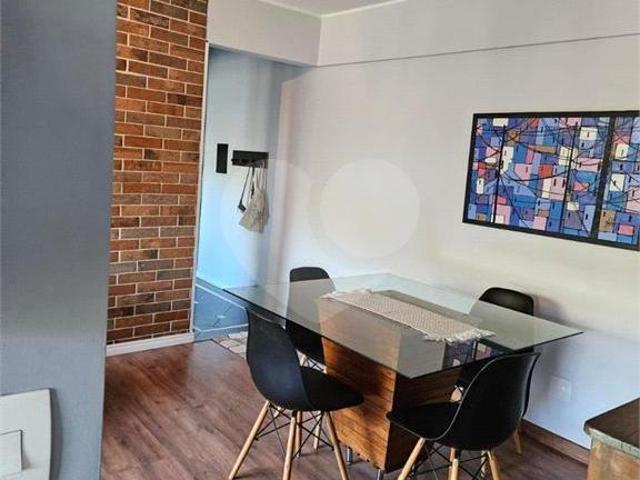 Apartamento com 2 quartos à venda em Cabral PR
