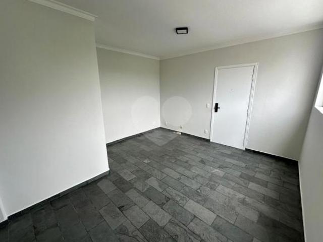 Apartamento com 2 quartos à venda em Cambuí SP