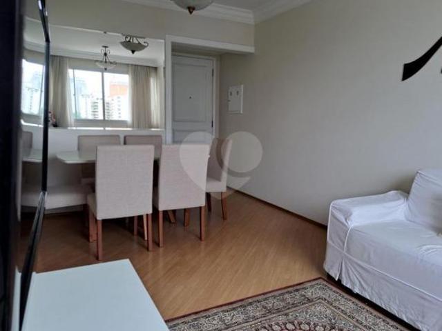 Apartamento com 2 quartos à venda em Campo Belo SP