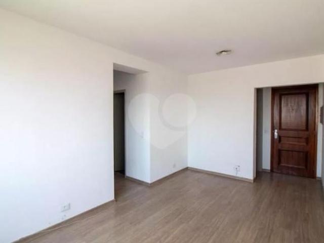 Apartamento com 2 quartos à venda em Campo belo SP