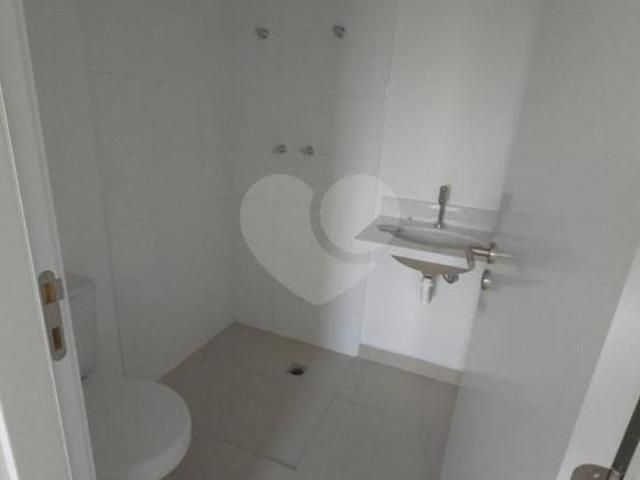 Apartamento com 2 quartos à venda em Campo grande SP