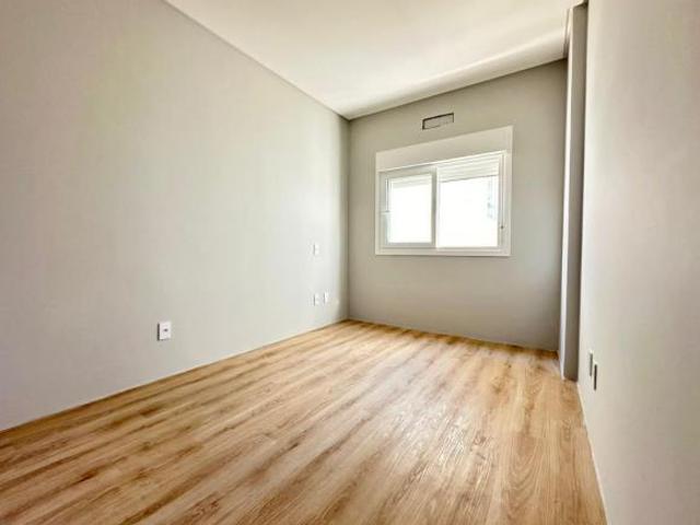 Apartamento com 2 quartos à venda em Capão Da Canoa, no bairro Navegantes