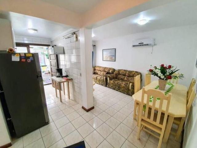 Apartamento com 2 quartos à venda em Capão Da Canoa, no bairro Centro