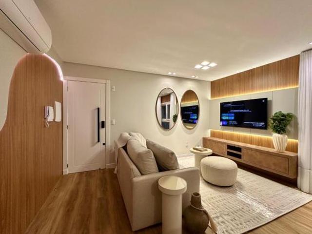 Apartamento com 2 quartos à venda em Capão Da Canoa, no bairro Centro