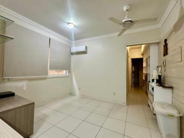 Apartamento com 2 quartos à venda em Capão Da Canoa, no bairro Centro