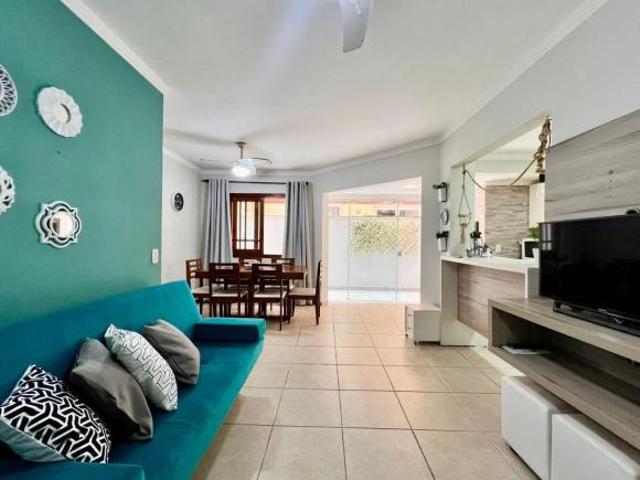 Apartamento com 2 quartos à venda em Capão Da Canoa, no bairro Zona Nova