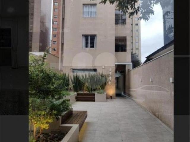 Apartamento com 2 quartos à venda em Champagnat Curitiba PR