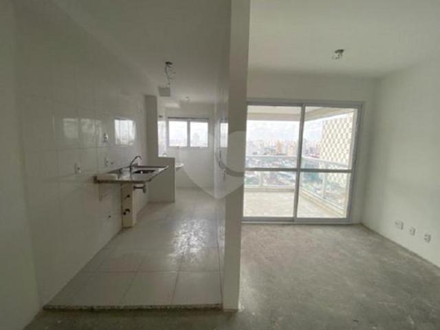Apartamento com 2 quartos à venda em Aclimação SP
