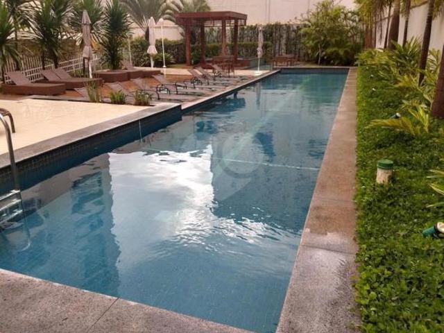 Apartamento com 2 quartos à venda em Alto de pinheiros SP