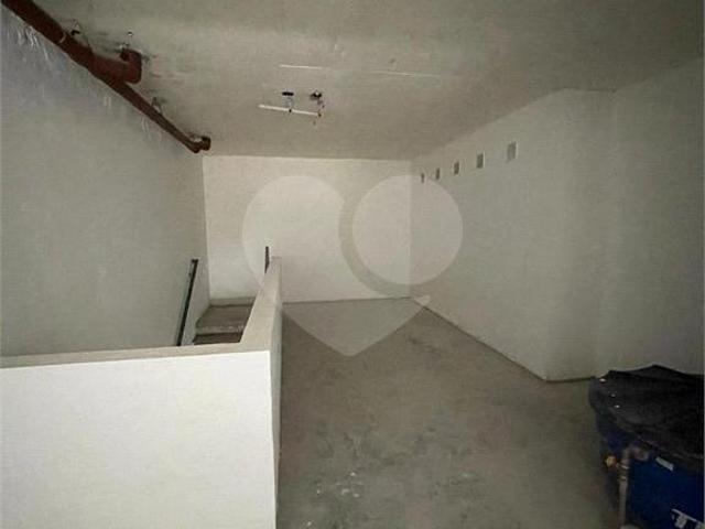 Apartamento com 2 quartos à venda em Bela vista SP