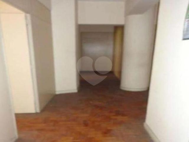Apartamento com 2 quartos à venda em Bela vista SP