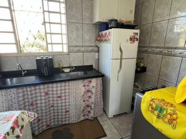 Apartamento com 2 quartos à venda em Belo Horizonte, no bairro Solar Do Barreiro Barreiro