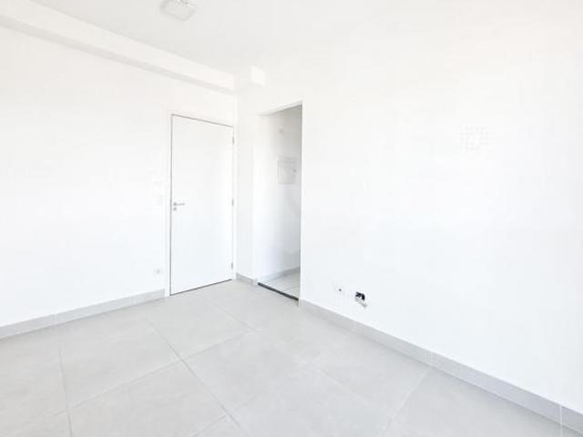 Apartamento com 2 quartos à venda em Itaquera SP
