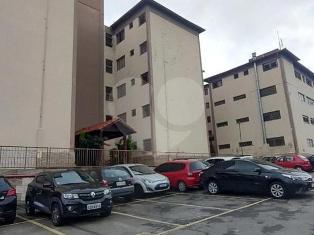 Apartamento com 2 quartos à venda em Jardim martins silva SP