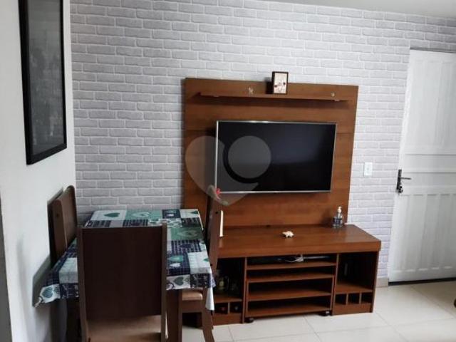 Apartamento com 2 quartos à venda em Jardim mirna SP