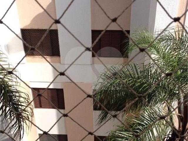 Apartamento à venda com 2 quartos no condomínio Residencial Ubatuba, São Carlos