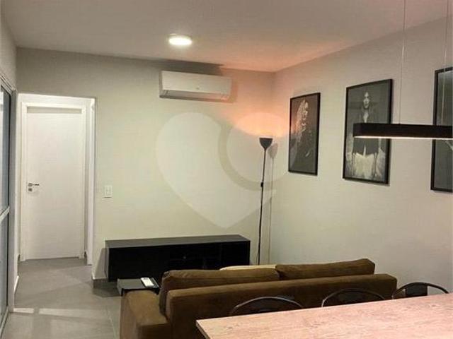 Apartamento com 2 quartos à venda em Jardim fonte do morumbi SP