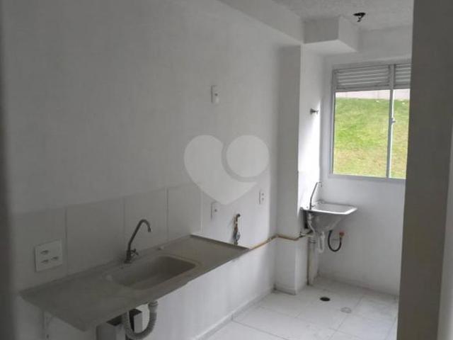 Apartamento com 2 quartos à venda em Jardim Helian SP