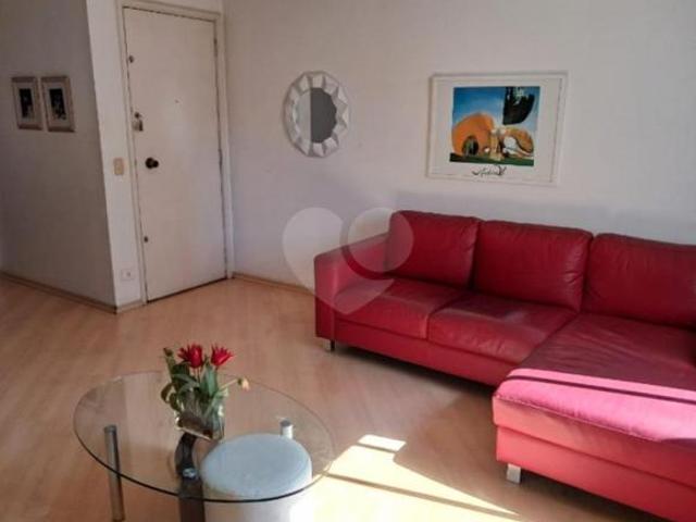 Apartamento com 2 quartos à venda em Moema SP