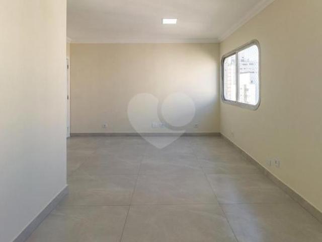 Apartamento com 2 quartos à venda em Moema SP