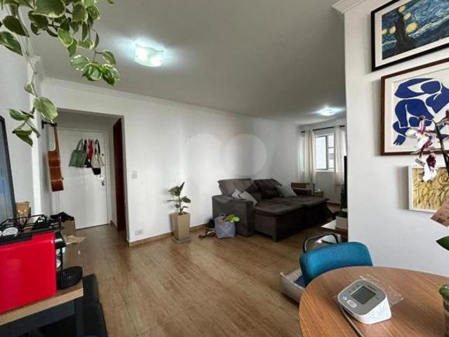Apartamento com 2 quartos à venda em Moema SP