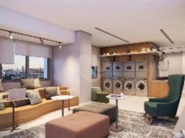 Apartamento com 2 quartos à venda em Moema SP