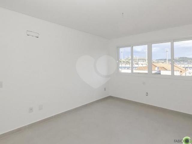 Apartamento com 2 quartos à venda em Menino Deus RS