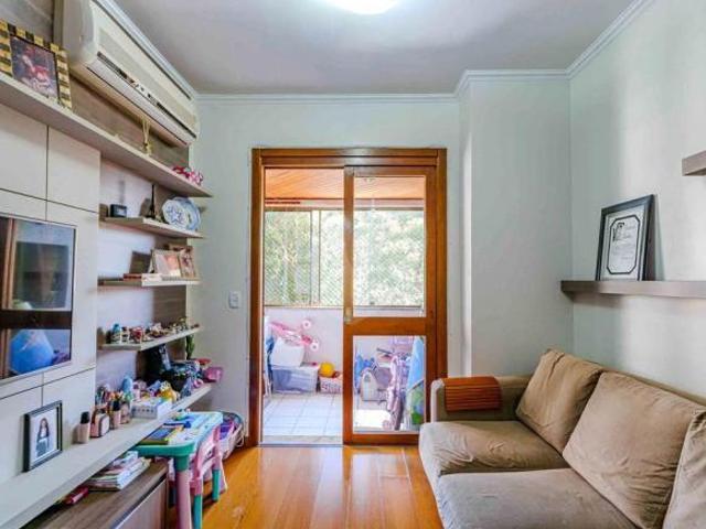 Apartamento com 2 quartos à venda em Menino deus RS