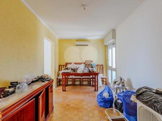 Apartamento com 2 quartos à venda em Menino deus RS