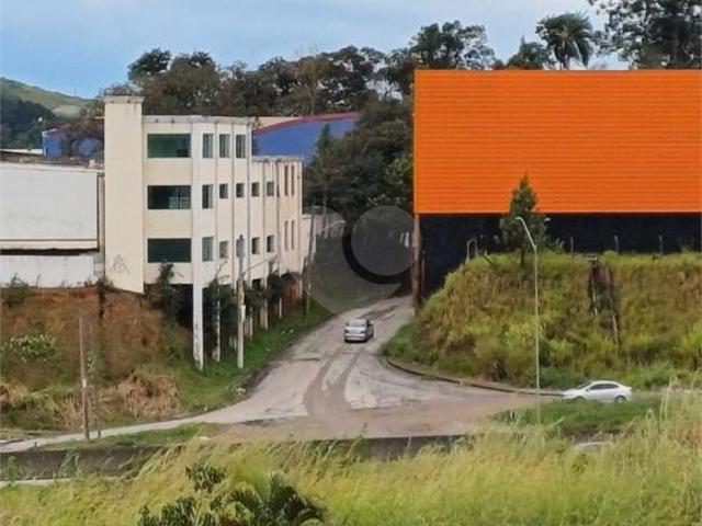 Apartamento com 2 quartos à venda em Núcleo do engordador SP