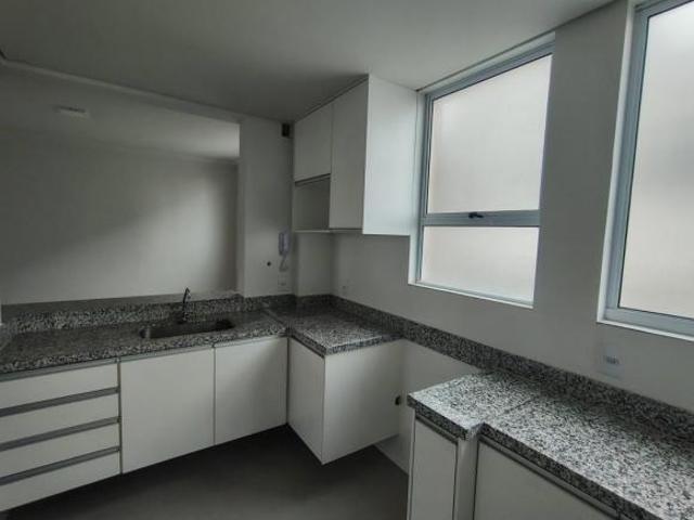 Apartamento com 2 quartos à venda em Sabará, no bairro Ana Lúcia