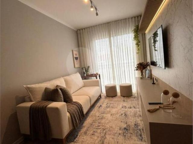 Apartamento com 2 quartos à venda em Santa Cândida Curitiba PR