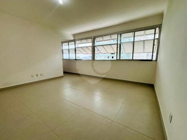 Apartamento com 2 quartos à venda em Pompéia SP