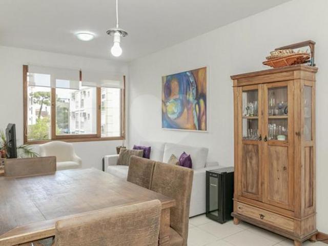 Apartamento com 2 quartos à venda em Petrópolis RS