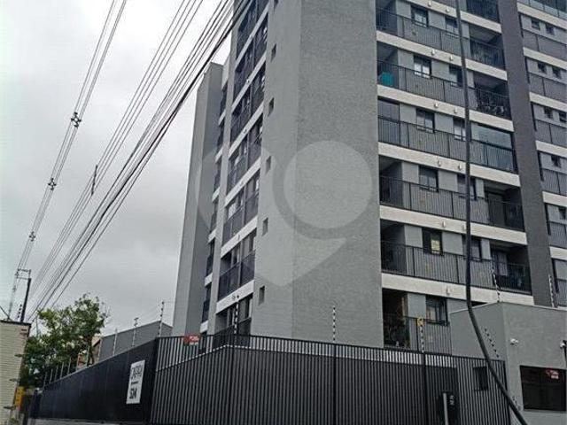 Apartamento com 2 quartos à venda em Pinheirinho PR