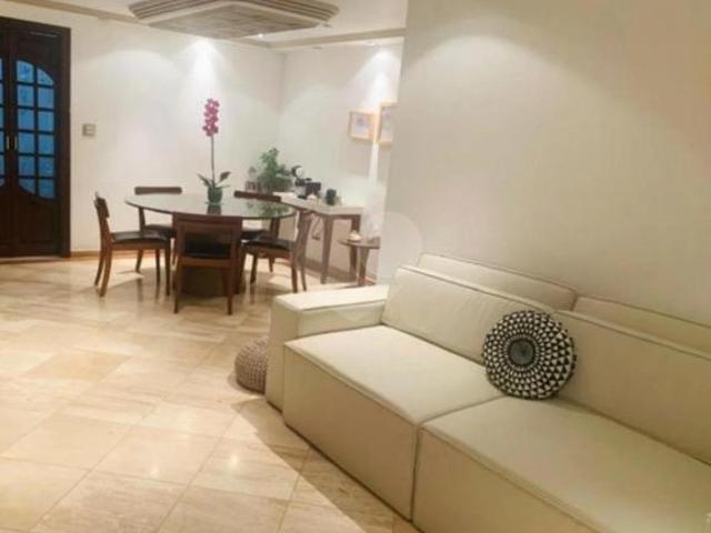 Apartamento com 2 quartos à venda em Tatuapé SP