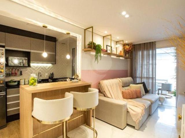 Apartamento com 2 quartos à venda em Tatuapé SP