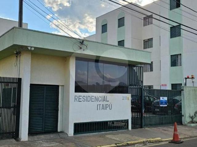 Apartamento à venda com 2 quartos no condomínio Residencial Itaipu, São Carlos