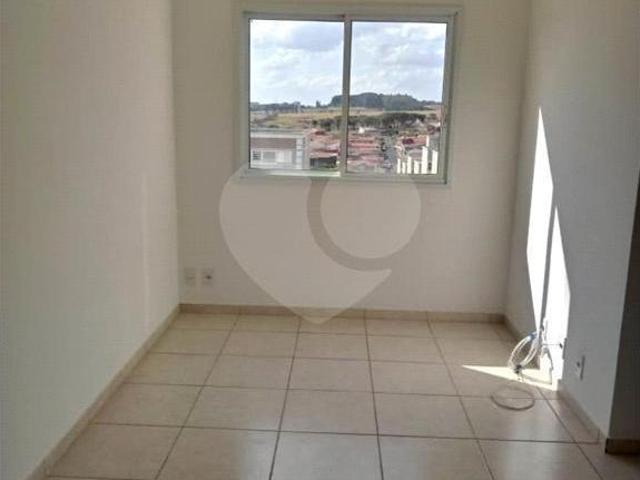 Apartamento à venda com 2 quartos no condomínio Portal do Sol, São Carlos