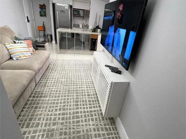 Apartamento com 2 quartos à venda em Vila penteado SP