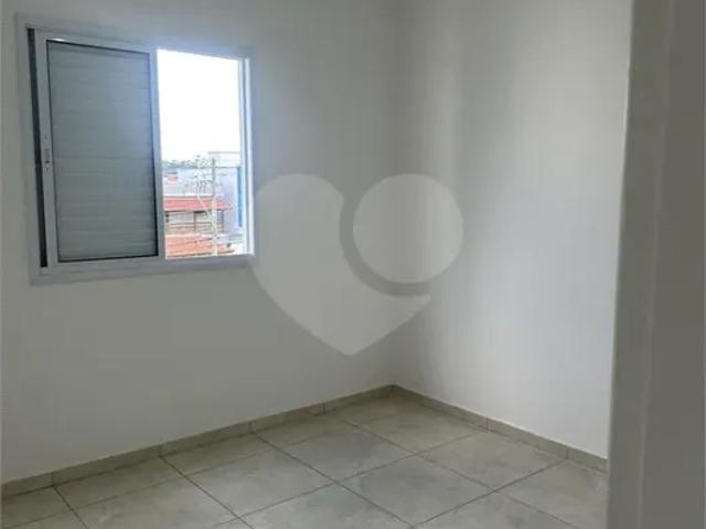 Apartamento com 2 quartos à venda ou para locação em Jardim Marica SP