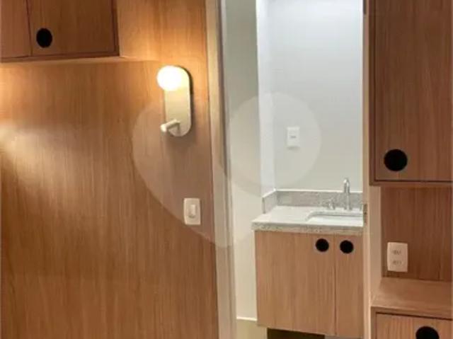Apartamento com 2 quartos à venda ou para locação em Pinheiros SP
