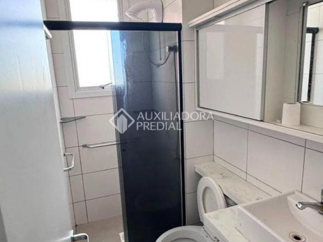 Apartamento com 2 Quartos à Venda no bairro Centro com 53m² com sacada com churrasqueira e vaga de b