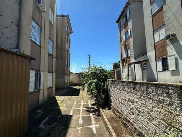 Apartamento com 2 Quartos à Venda no bairro Guajuviras com 40m²